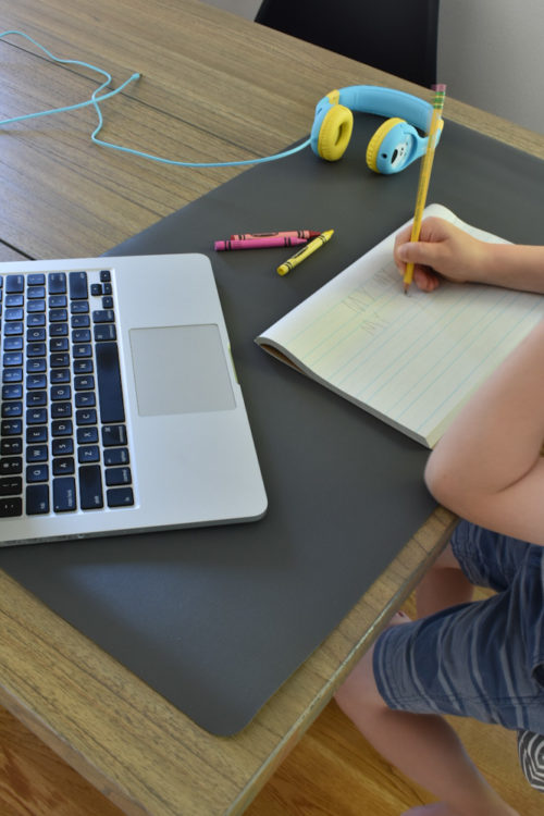 6 TIPS FOR STAYING ORGANIZED DURING REMOTE LEARNING - Smallish Home